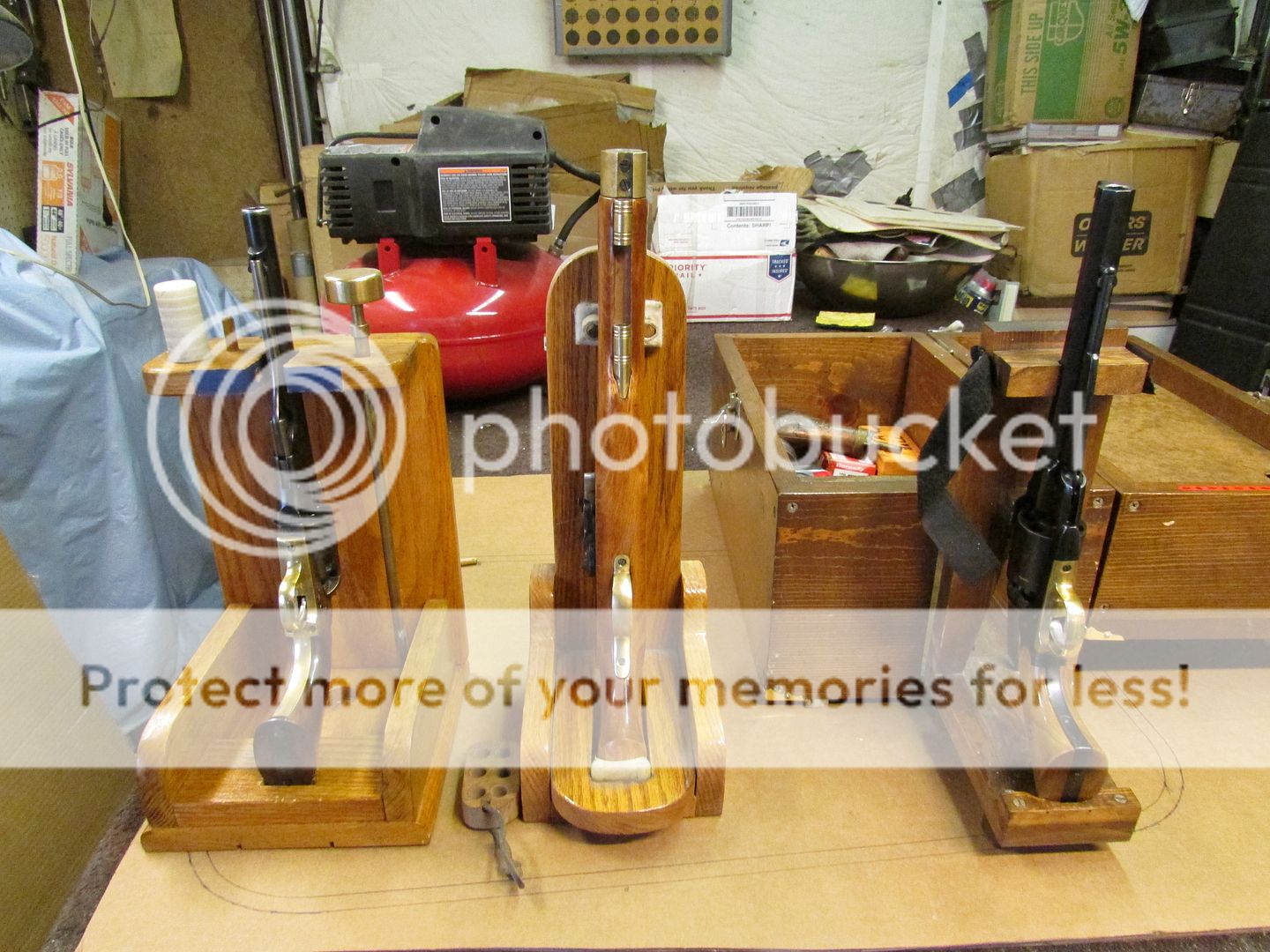 Cheap loading stand/range box | The Muzzleloading Forum