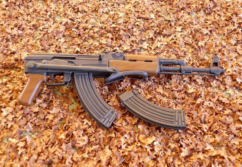 Armalite + AK-47 - Ready for Inspection - Armour - Britmodeller.com